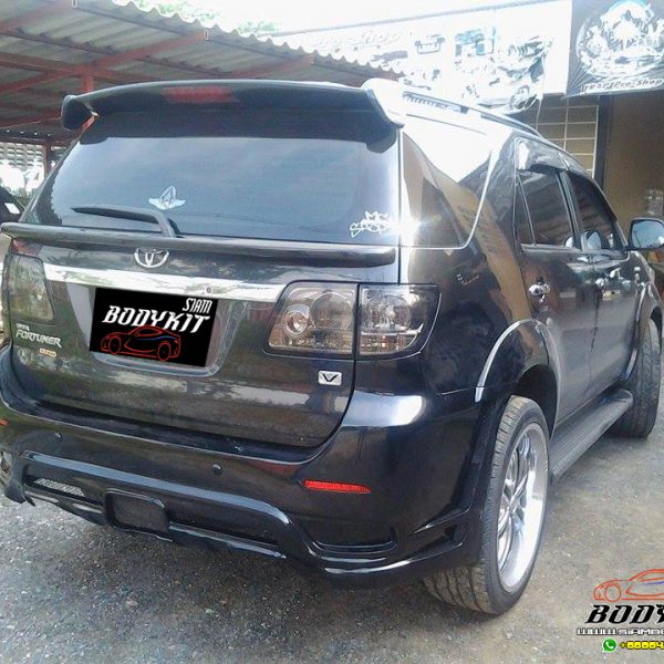 Bodykit for Toyota Fortuner 2004-2008 (RAW WORK) - SIAM BODYKIT