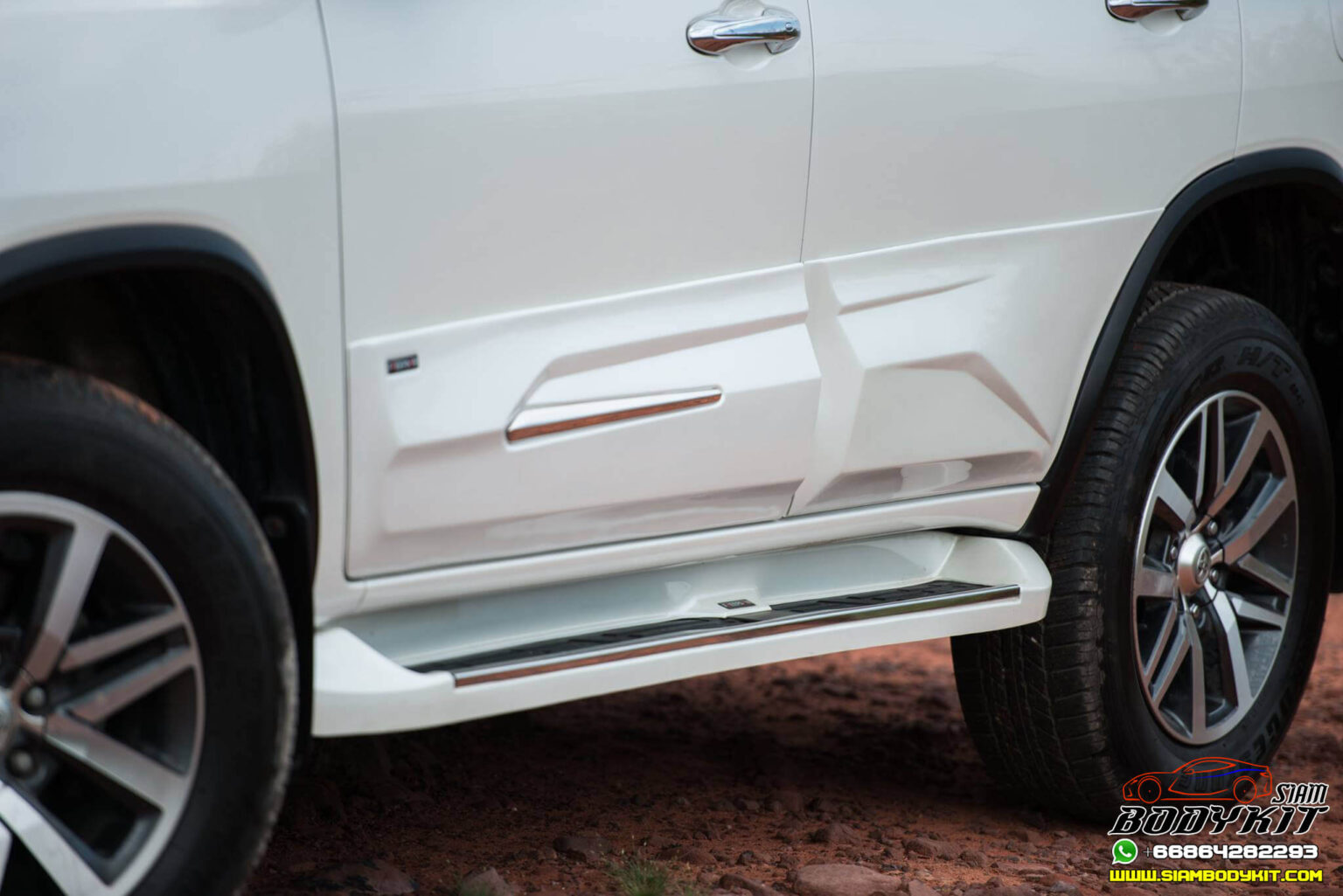 FL-X (Set 9 pcs) Body kit for Toyota Fortuner 2015-2019 (COLOR)