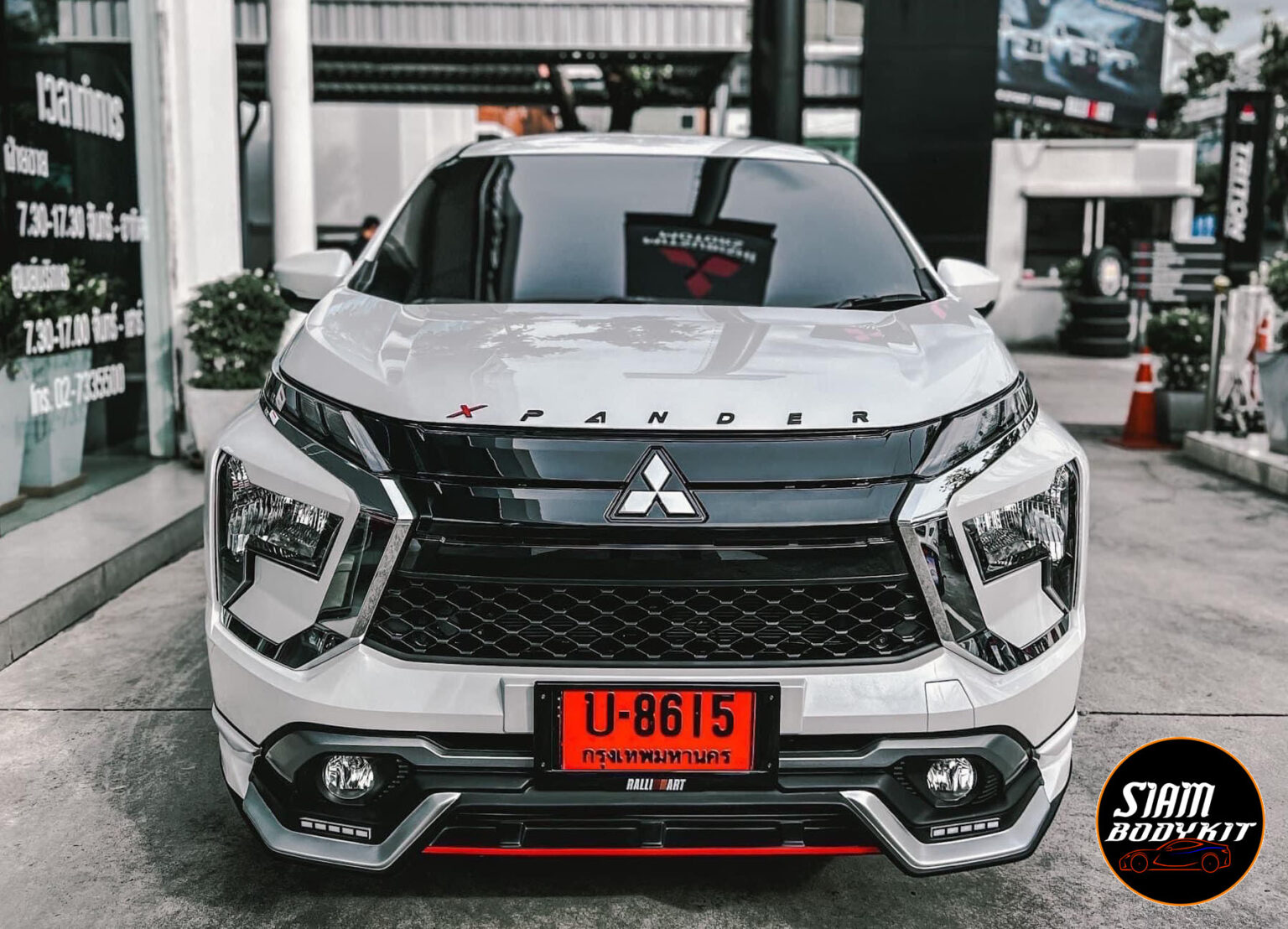 Victor Body kit for Mitsubishi Xpander MC 2022 (COLOR)