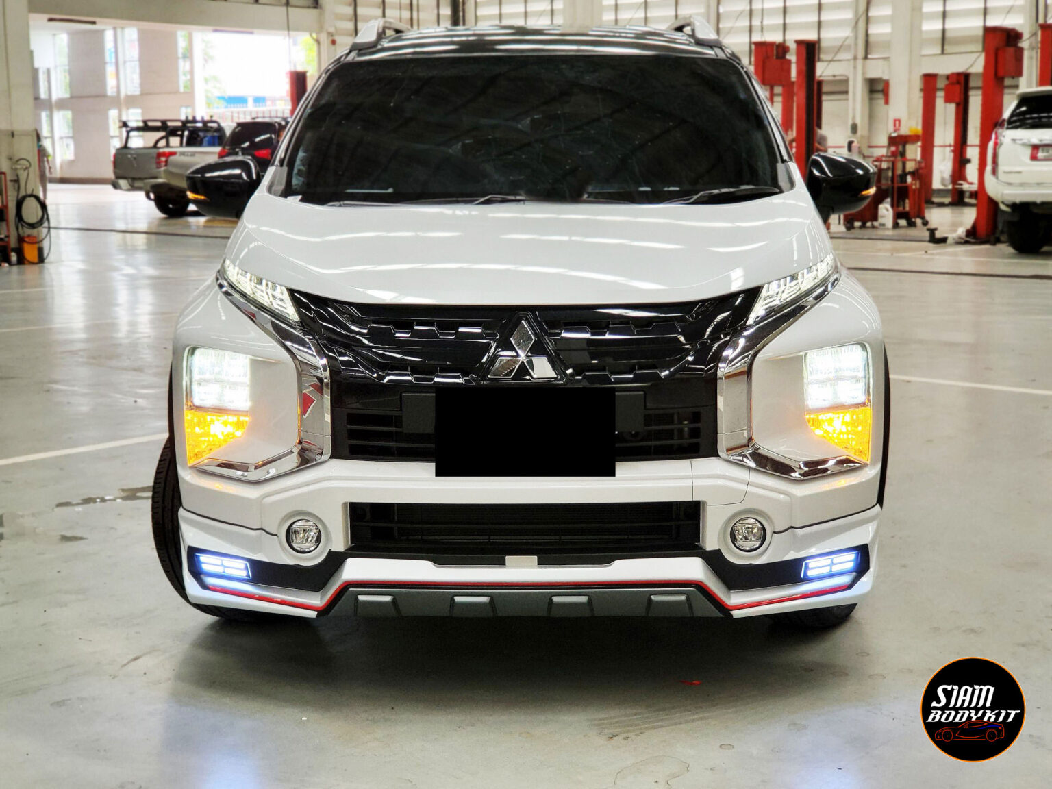 VICTOR Body kit for Mitsubishi Xpander CROSS (COLOR) - SIAM BODYKIT