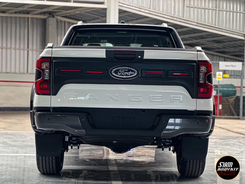 RDM Body kit for Ford Ranger WILDTRAK 2023 Next Gen (Matte Black Color ...