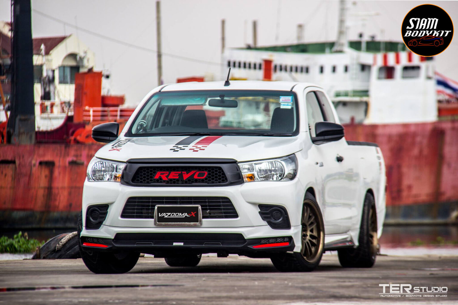 Vazooma-X Bodykit for Toyota Revo 2015-2017 Z-EDITION Smart Cab (COLOR)